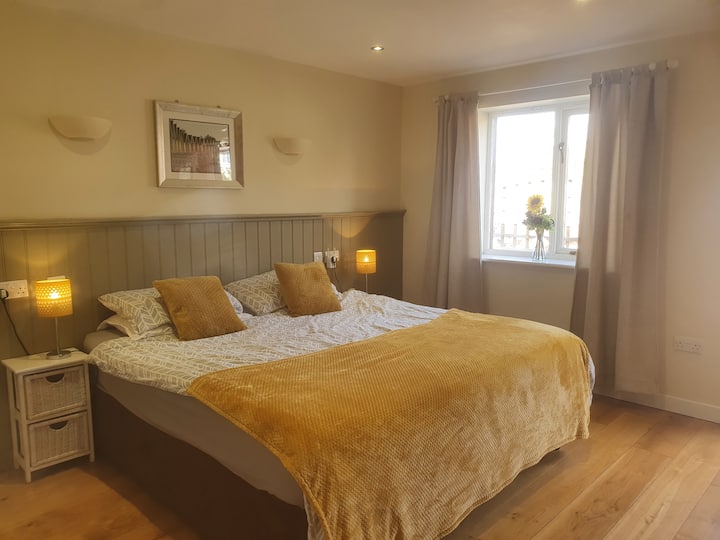 Guest Room 1 The Layer Fox - Colchester