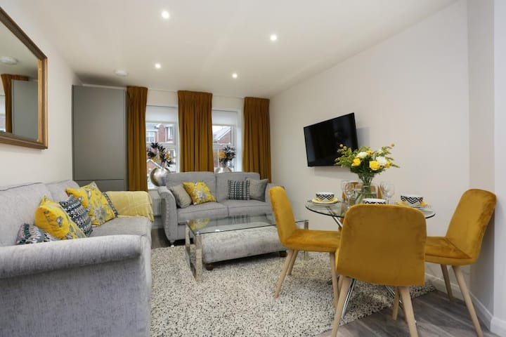 Bournecoast: Modern 2 Bedroom Flat Close To Beaches And Boscombe Shops - Fm8387 - Bournemouth