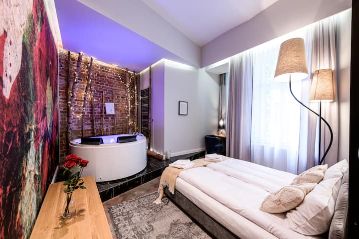 Apartament Z Jacuzzi - 7 Minut Spacerem Od Rynku - Krakow