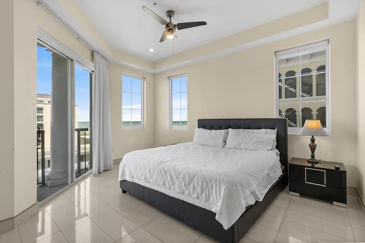 Dolphin Cove: 2 Br Oceanfront Condo With Pool - Myrtle Beach