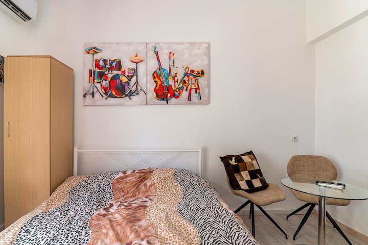 Cheryl's Beautiful Apartment - Athen