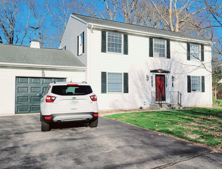 Narragansett Home With Private Beach Access - Narragansett, RI