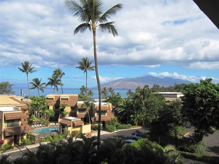 2 Bedroom Oceanview Condo Steps To Beach - Maui, HI