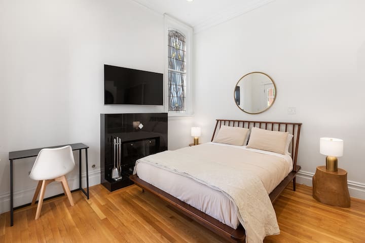 Serene Garden 1 Bedroom Unit  In The Heart Of Sf! - San Francisco, CA