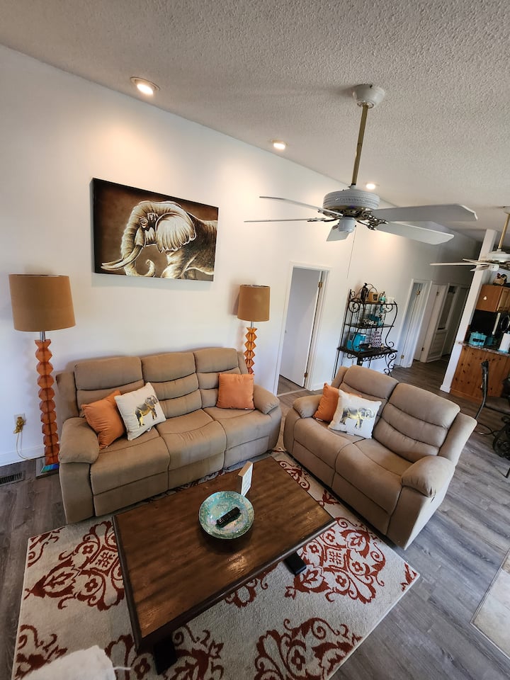 Pigeon Forge Cottage Vacation Rentals - Tennessee, United States | Airbnb