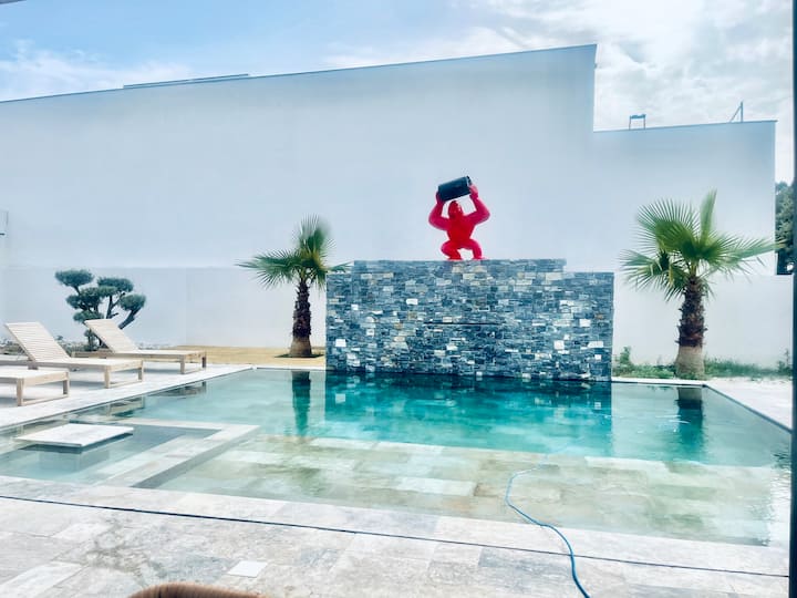 Magnifique Villa Avec Piscine Et Jacuzzi - Miramas