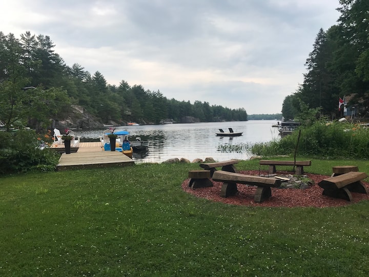 Cozy, Intimate One Bedroom Cottage - Gravenhurst