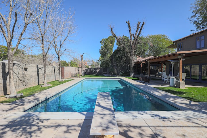 Comfortable Oasis In The Heart Of Downtown Tempe - Tempe, AZ