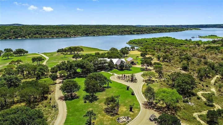 Lake Travis Private Boat Dock - 5-bed On 55 Acres - Spicewood, TX