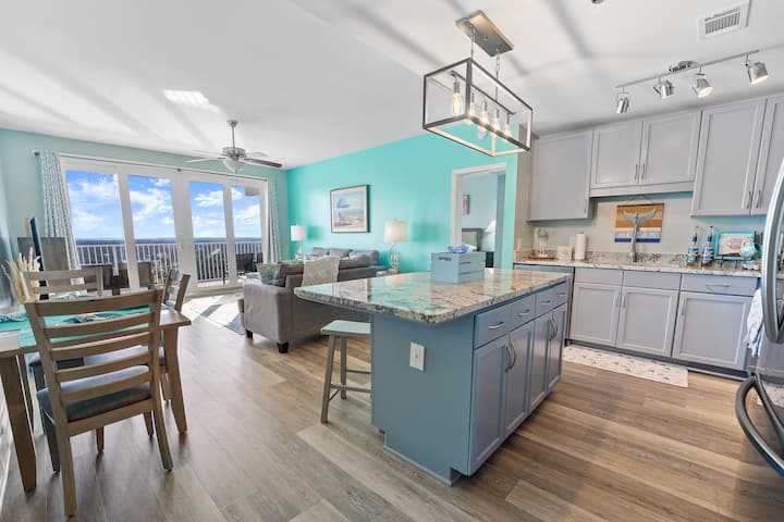 Perfect 3br/2ba Beach Condo • Steps To The Ocean - Panama City Beach, FL