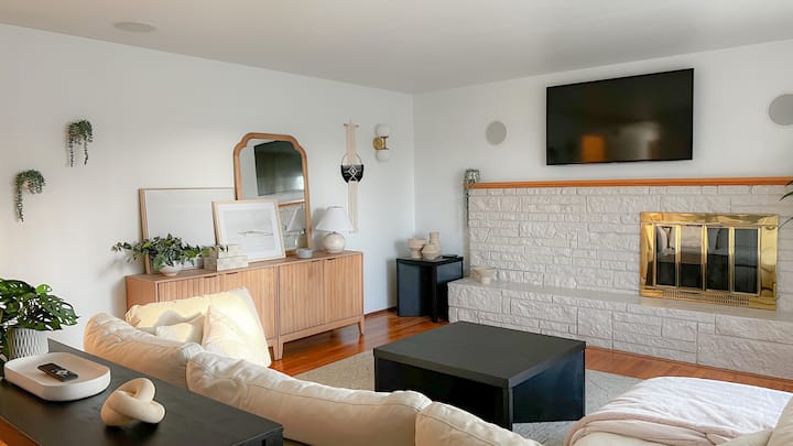 Relax/work At This Family-friendly Bellevue Home - Bellevue, WA