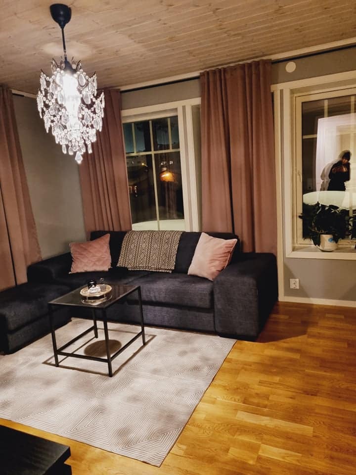 Mysig Komplett Lägenhet / Del Av Hus - Egen Ingång - Holmsund