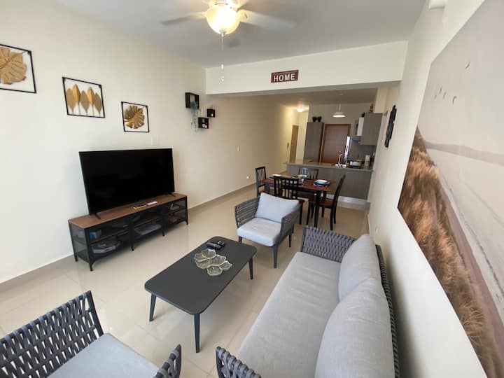2 Bedroom Caribbean Condo With City View - Santo Domingo