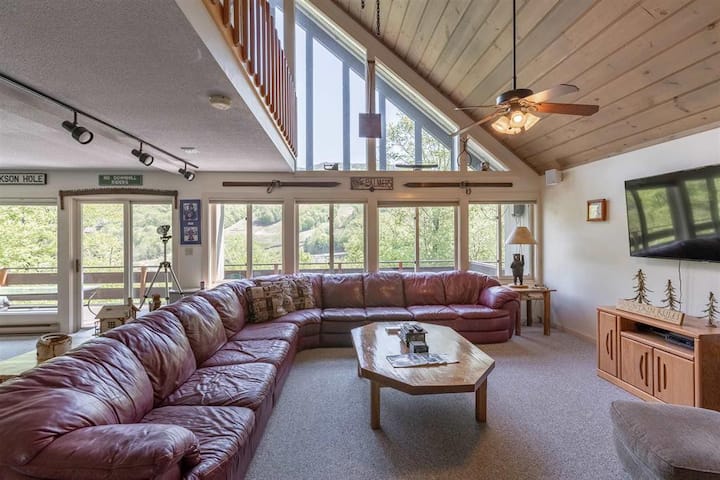 Loon Mountain Views From Large Decks & Dining Room - Loon Mountain, NH