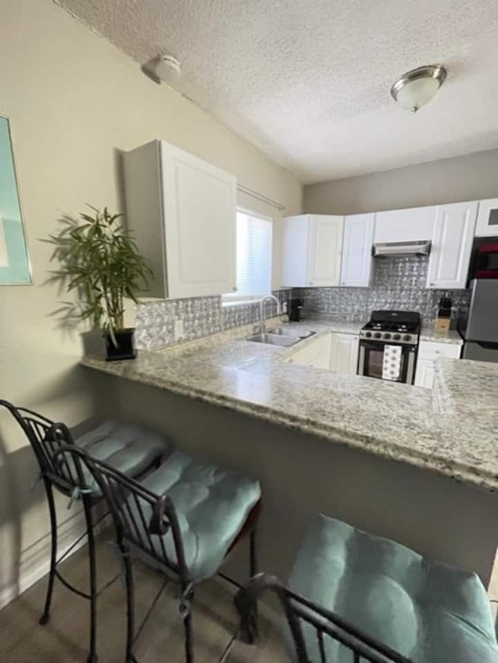 Newly Renovated Studio W Private Entrance - Santa Fe, NM