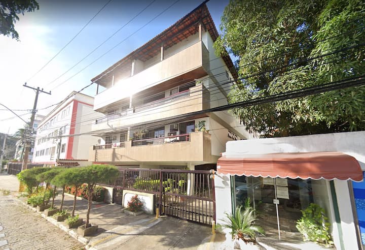 Apto Amplo Na Prainha - 2 Suítes E Smart Tv - Arraial do Cabo