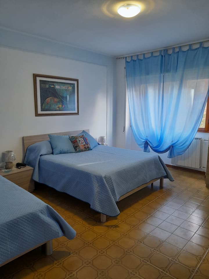 Camera Tripla, In Appartamento Nel Verde - Santa Marinella