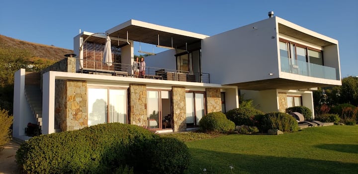 Casa En Condominio Fundo Zapallar Con Vista Al Mar - Zapallar