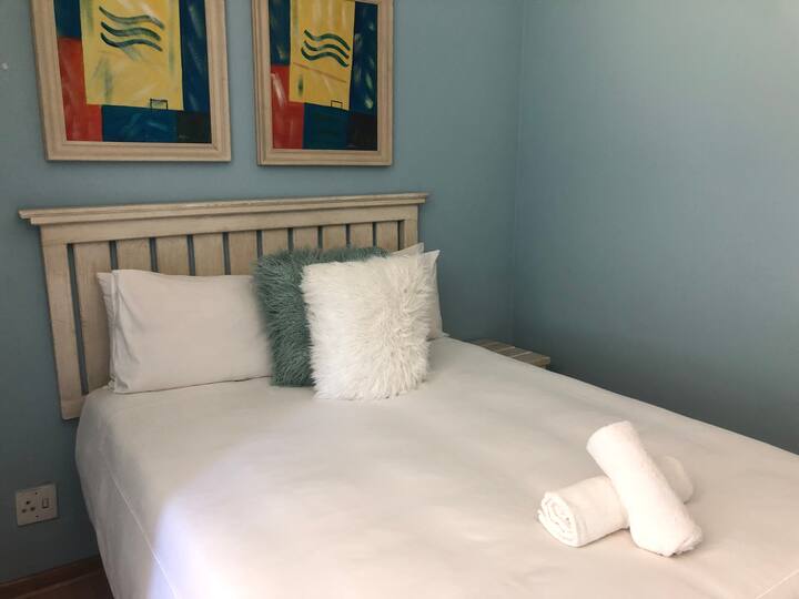 Newly Renovated Bed And Breakfast With 8 Rooms - Mthatha