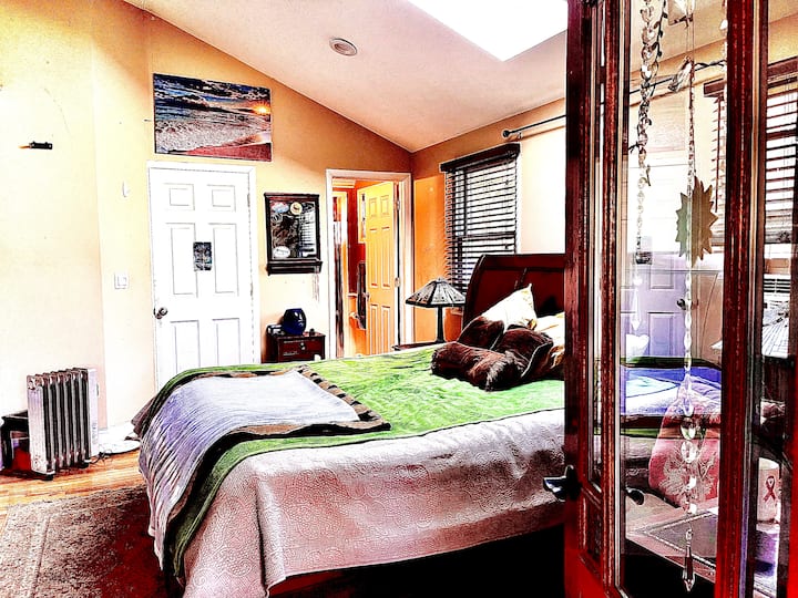 Private Room: Unique Friendly Home/monthly Rental - Morristown, NJ