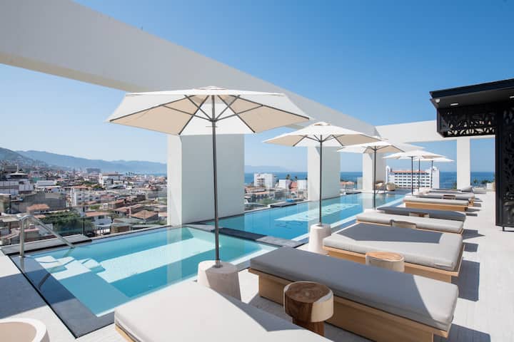 New Modern Studio With Rooftop Pool - Puerto Vallarta