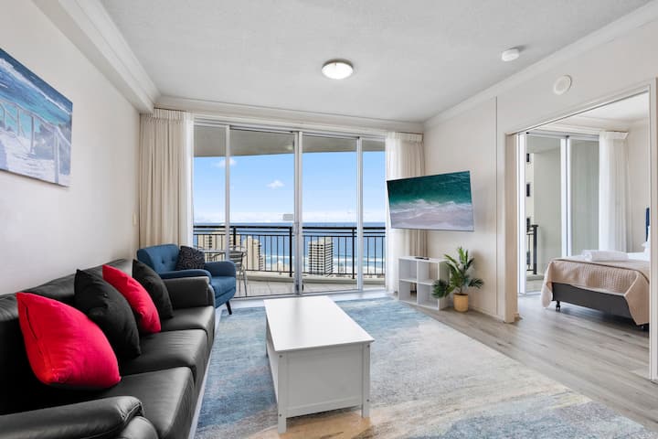 Ocean View 2 Bedroom Apartment -Level 26-free Wifi - Surfers Paradise