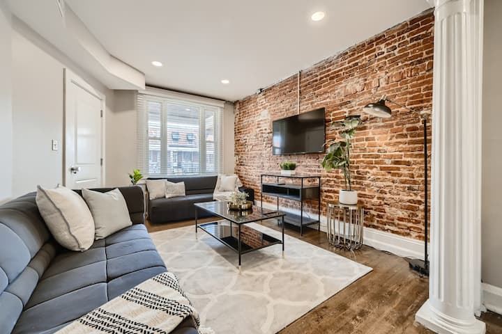 Hidden Gem In Greektown - John Hopkins Bayview - Baltimore, MD