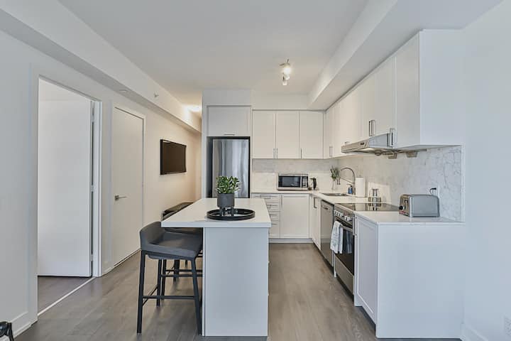 Unionville Allure Suite - Markham