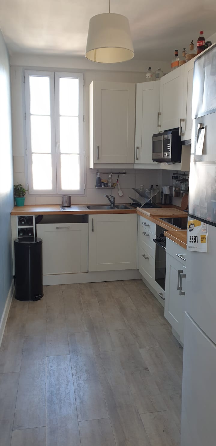 Courbevoie, Appartement Lumineux,calme, Transport. - Courbevoie
