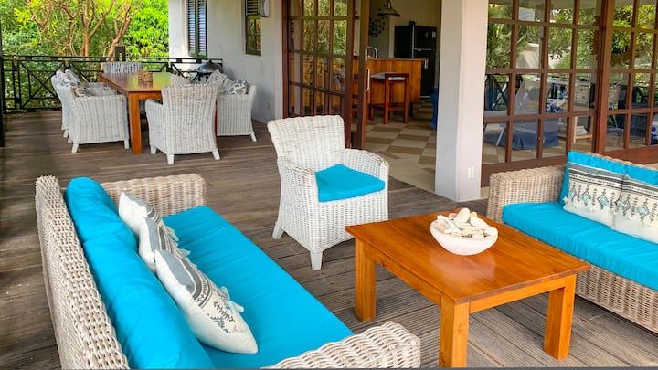 Blue Bay Freestanding Villa Azure, Beach + Golf - Curaçao
