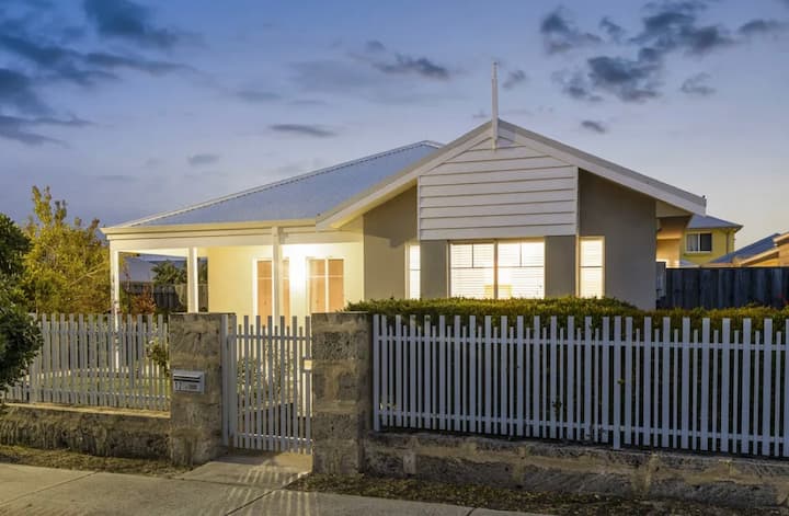 Yanchep Holiday Rentals & Homes - Western Australia, Australia | Airbnb