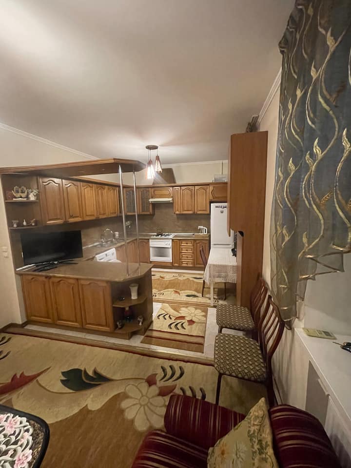 Lovely 2-bedroom Apartment Downtown - Moldova