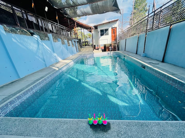 Agradable Casa De Campo Con Piscina Climatizada - Palín