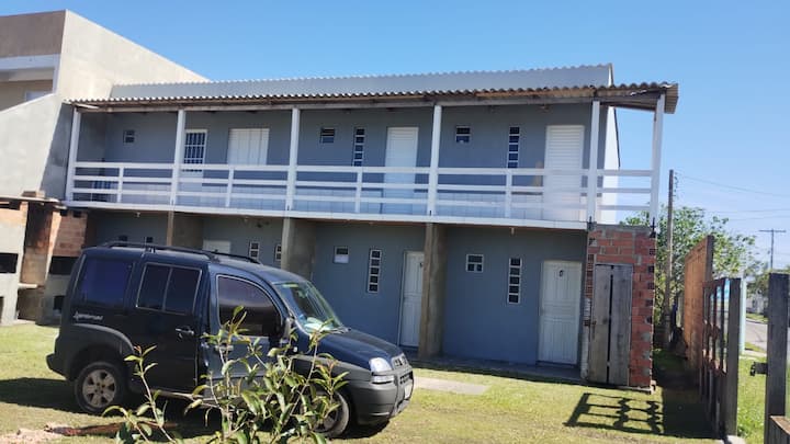 Apartamento N° 1, 600m Do Mar, Com Estacionamento - Tramandaí