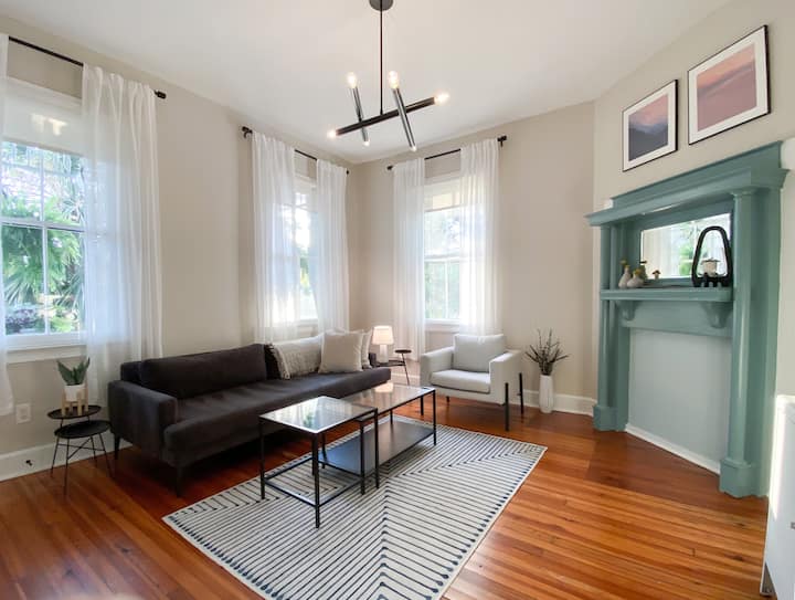Suite Indigo-3br Downtown Near King St W/ 2car Pkg - Charleston, SC
