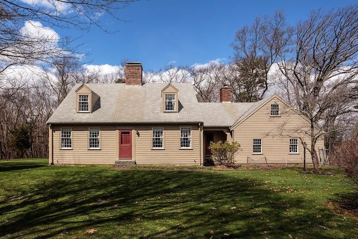 Spacious Charming New England Home 15 Min. Boston - Quincy