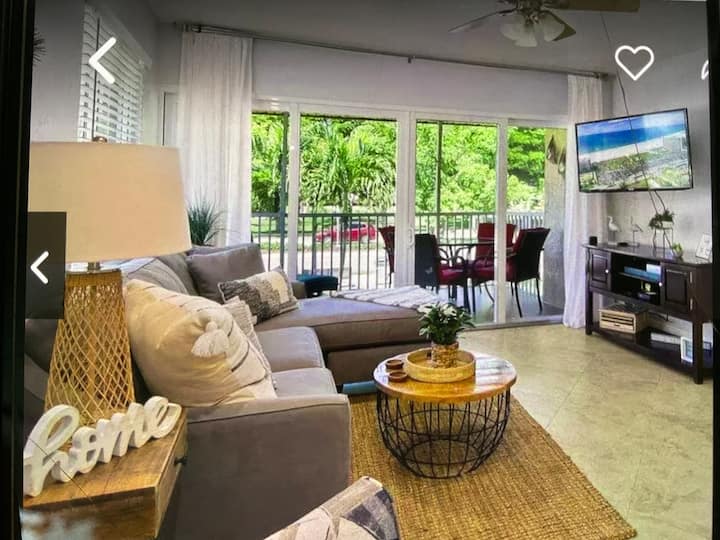 Marco Island Beach Access 1 Block From Marriott - Marco Island, FL