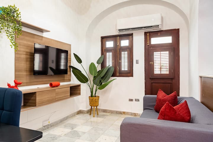 ★Rojo★in The Middle Of Old San Juan Luxury Condo - Levittown