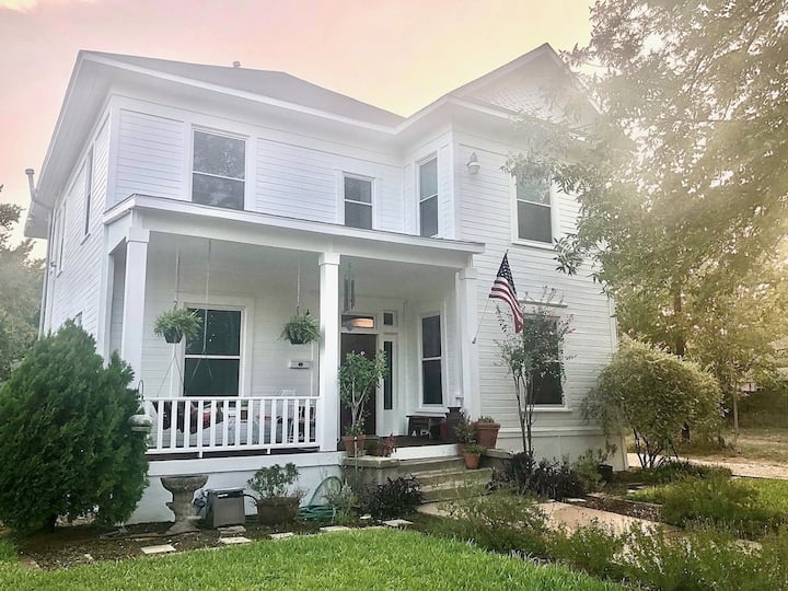 Conner House-walk To Magnolia Or Play Pickleball - Waco, TX