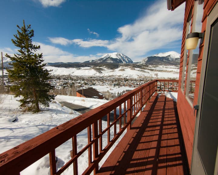 Magnificent Hilltop Views - 2br - Silverthorne, CO