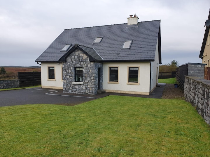 Home In Lisdoonvarna & Doolin Mod 4 Bed Free Park - Lisdoonvarna