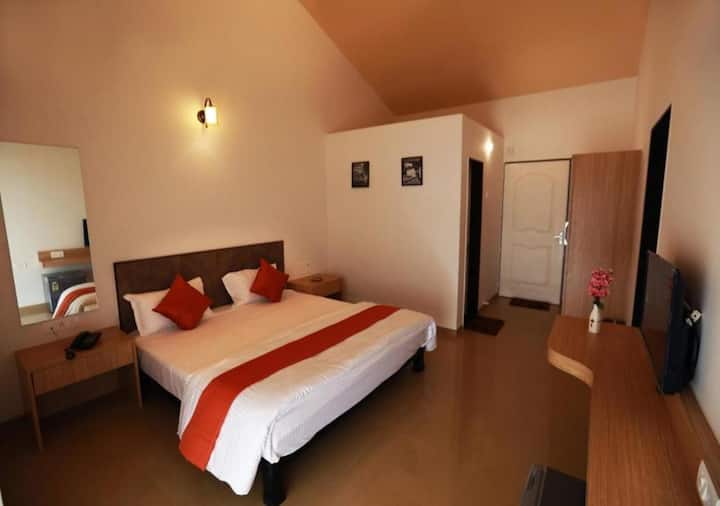 Premium Garden View Rooms With Balcony - Dapoli