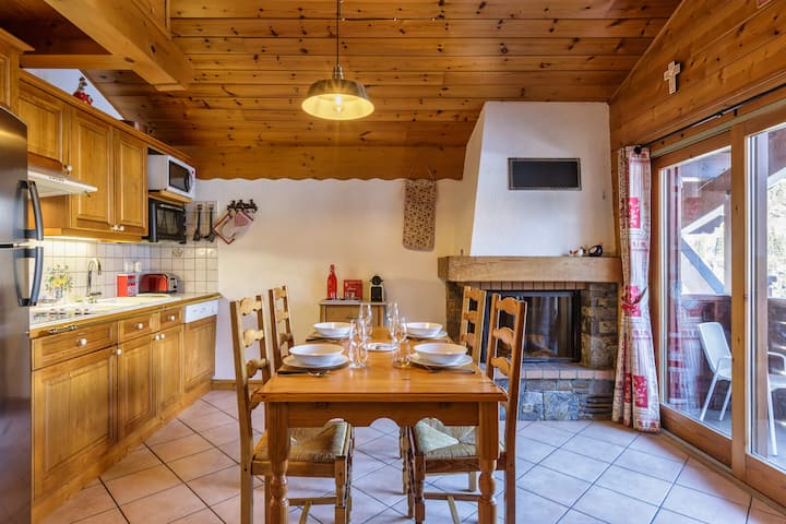 Verny · Appart 2ch Familiale | Pied Pistes | Piscine | Vue - Les Houches