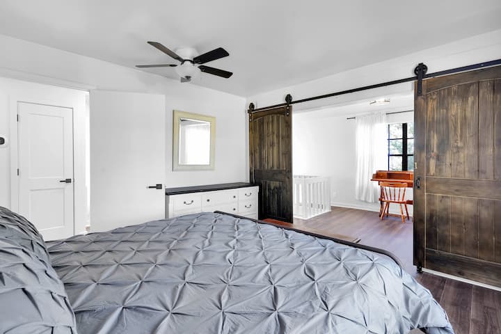 Charming Home W/ *Dock Access* Near Nas/downtown. - Jacksonville, FL