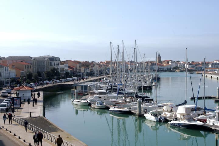 Appartement Atypique Sur 
        Le  Vieux Port - Les Sables-d'Olonne