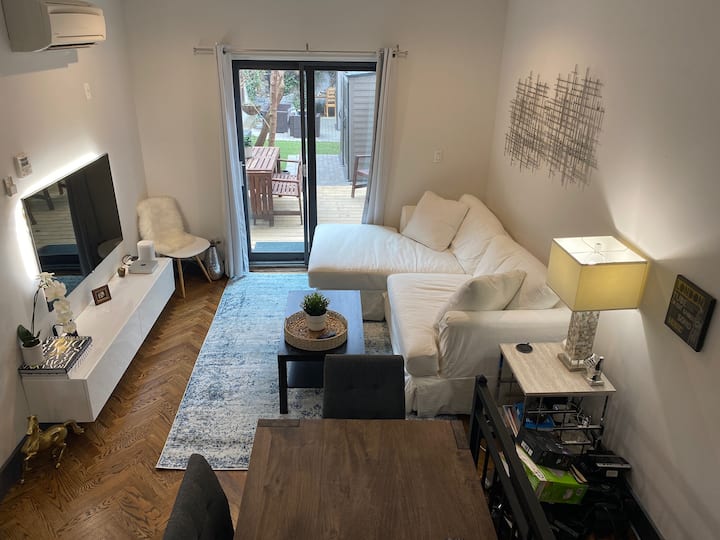 Duplex In Trendy Bk, Private Garden, 1 Bed! - Brooklyn, NY