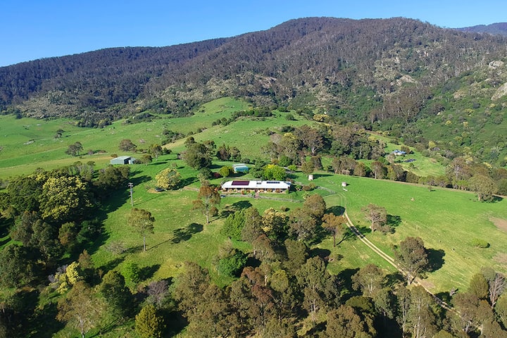 Lush Private Acreage With Ocean Views - Narooma