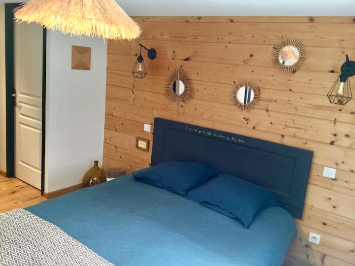 Ethnique Chambre De Charme à Piraillan - Cap Ferret