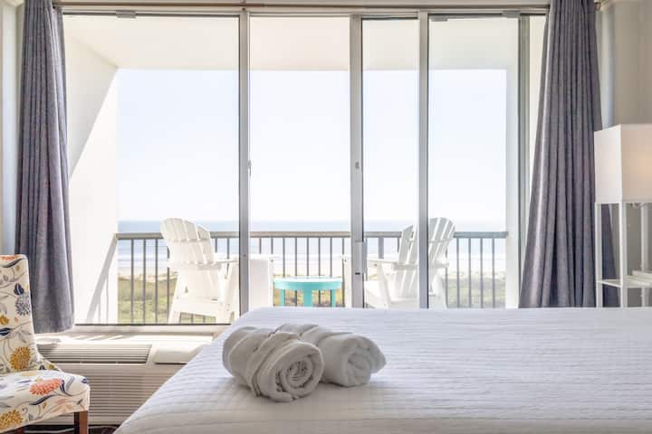 608 Beachfront Heated Pool Gulf View Studio - Seawall Boulevard, TX