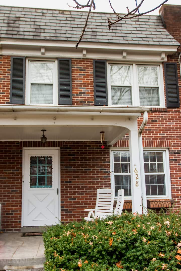 Rainbow House On Marshall Street - Lancaster, PA